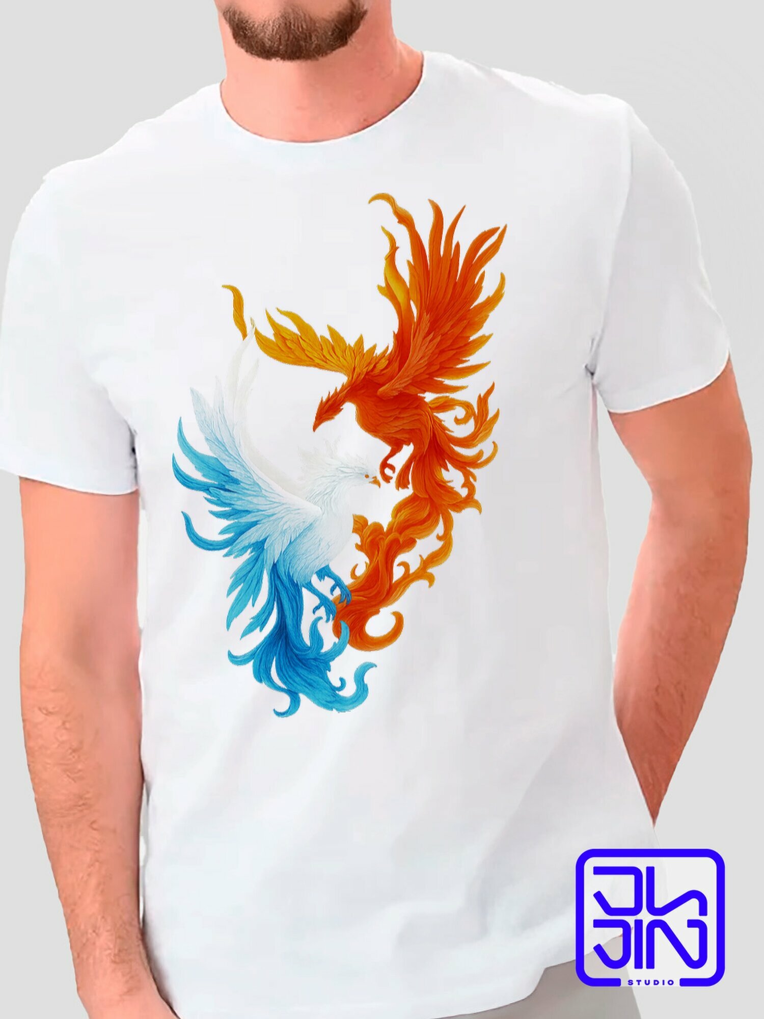 Футболка классическая мужская с авторским принтом Феникс дизайнерский оранжевый, белый инь янь с огненным, крутым пламенем, белый хлопковый трикотаж с прикольным рисунком на груди