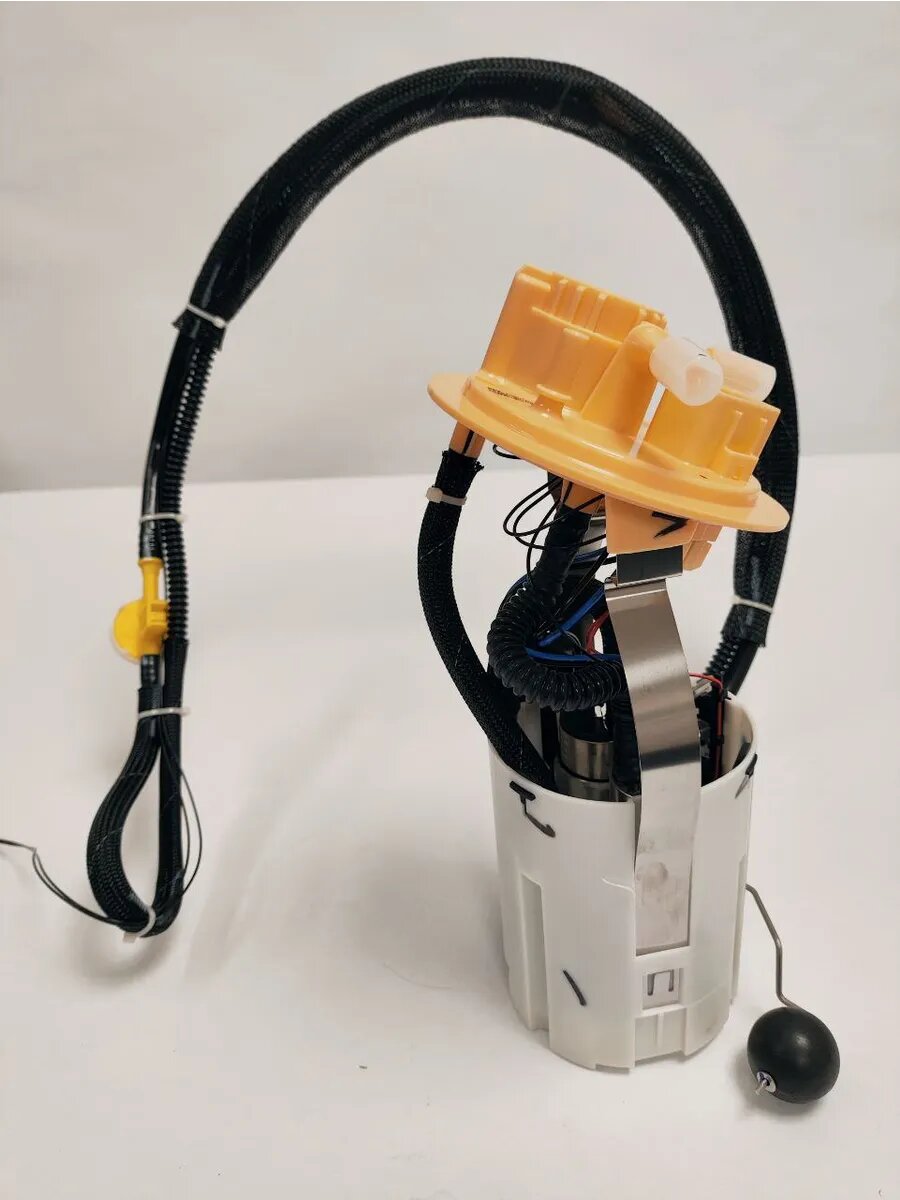 Насос топливный в сборе