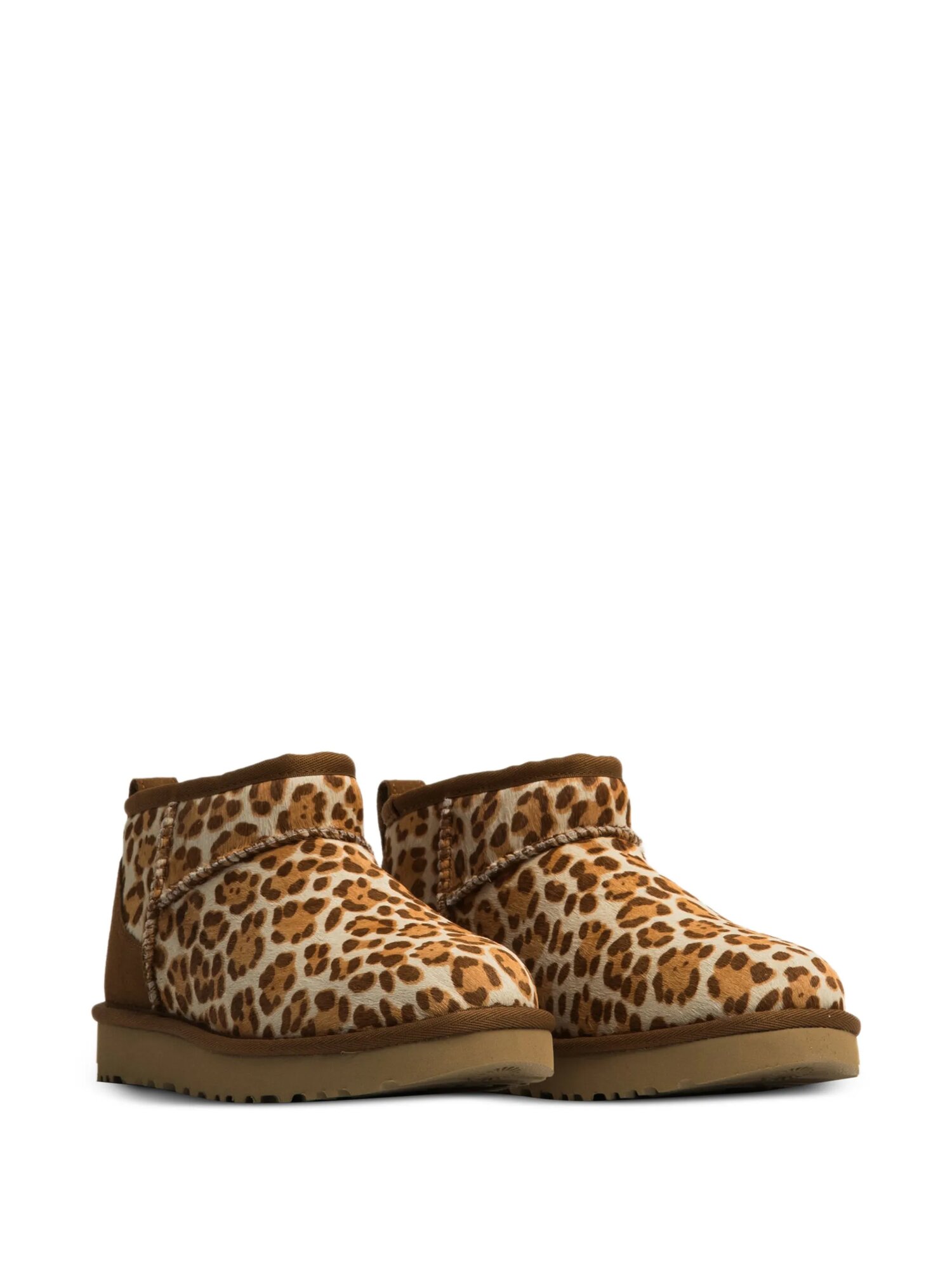Ботильоны UGG Classic Ultra Mini, размер 7 US — фото 1