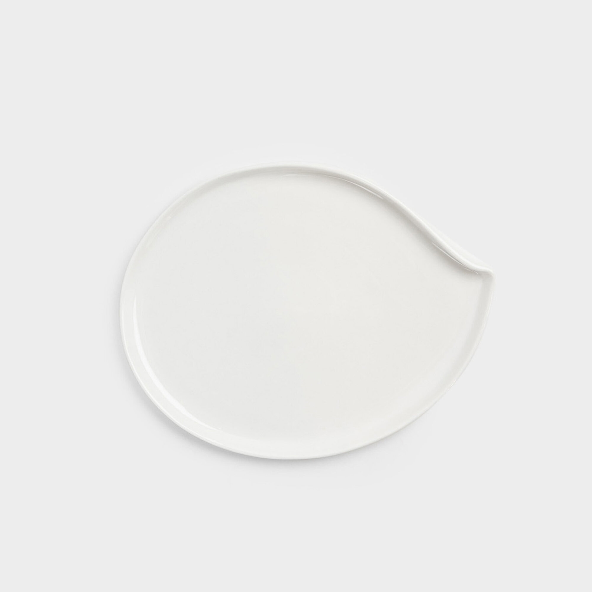 Тарелка закусочная, 20х15 см, фарфор P, белая, Лепесток, Blomblad, Kuchenland