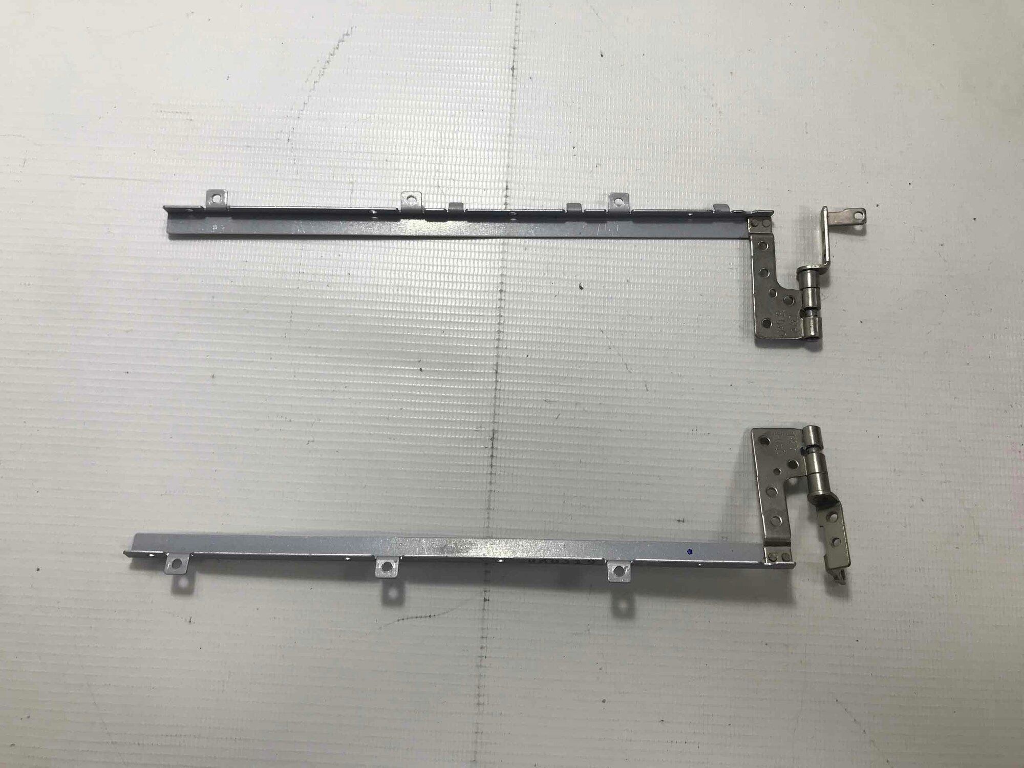 Петли для Irbis L41IS