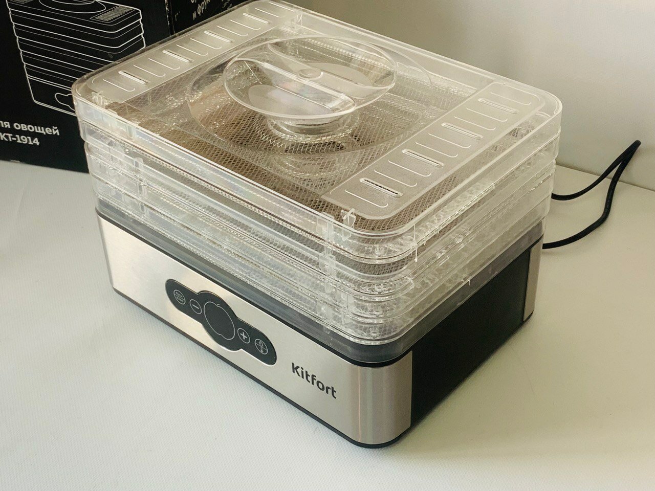 Сушка KITFORT Сушка для фруктов и овощей Kitfort KT-1914 5под. 240Вт черный