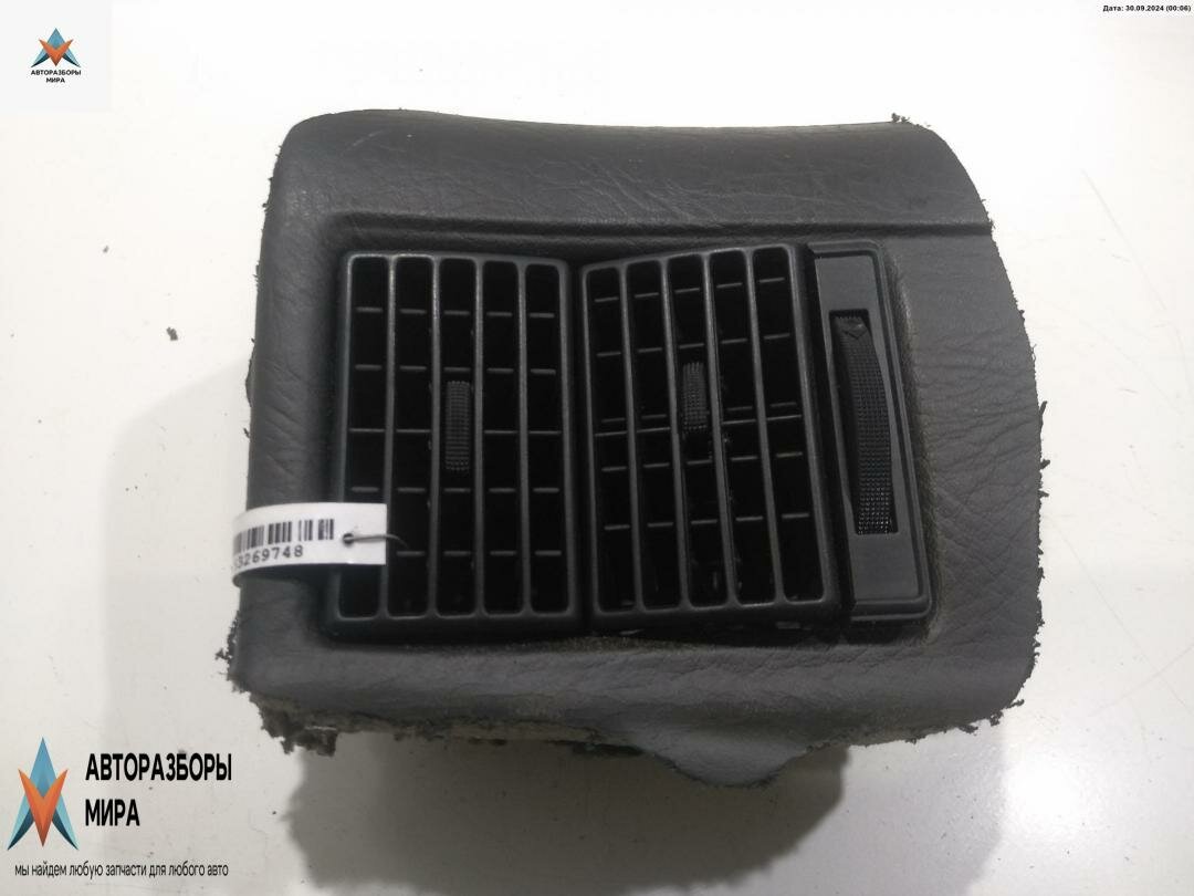 Дефлектор обдува салона Audi 80 8A/B3 1989