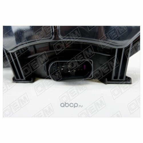 Фара правая O.E.M. OEM0140FR