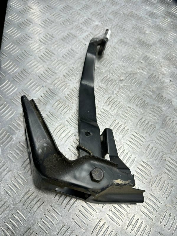 Б/У Педаль тормоза Hyundai Accent 2 / Хендай Акцент 2 G4EC 1.5 102Л.С 2008