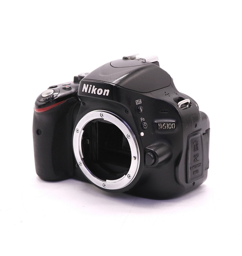 Зеркальный цифровой фотоаппарат Nikon D5100 body
