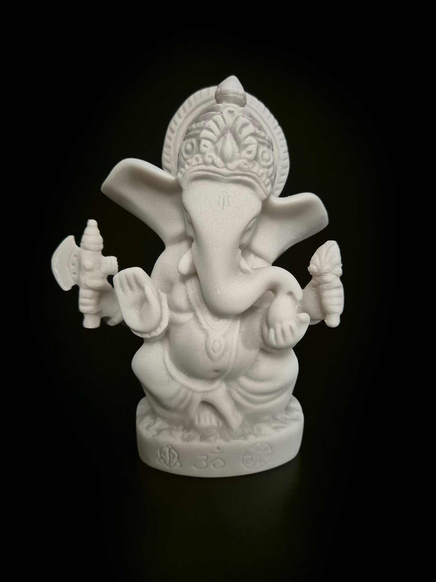 Статуэтка Ганеша Защитник, 13 см. Белый, мрамор.