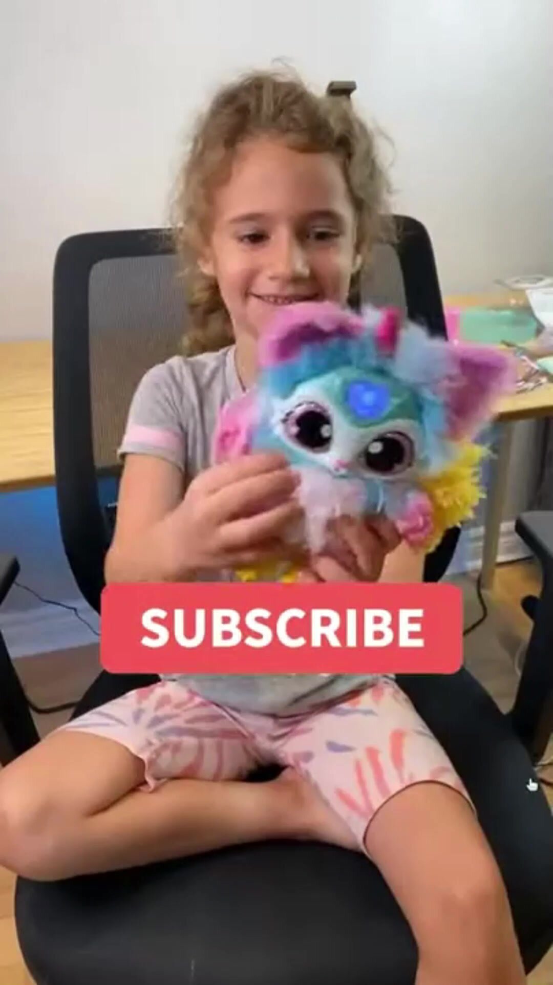 Moose Magic Mixies интерактивная игрушка "радужный волшебный котел"Rainbow Magic Cauldron / Детский игровой набор