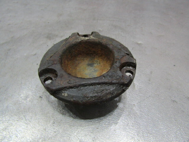 Крышка бортового редуктора Scania P, G, R, есть повреждение