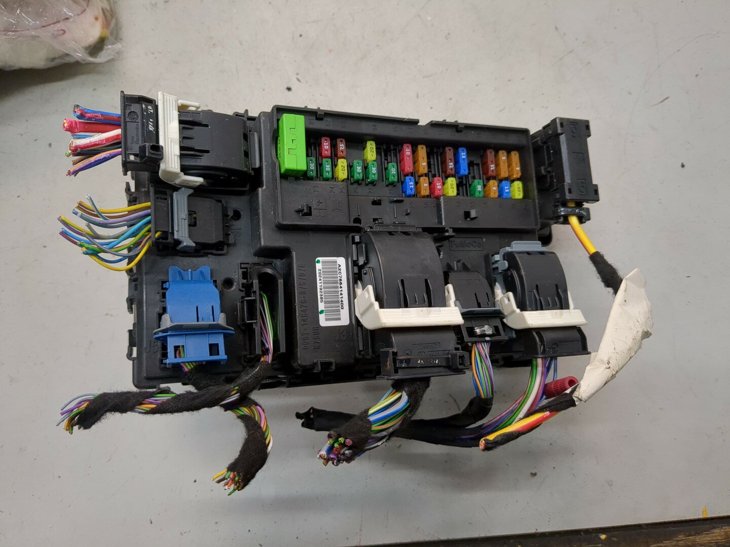 Блок предохранителей Ford Explorer Б/У