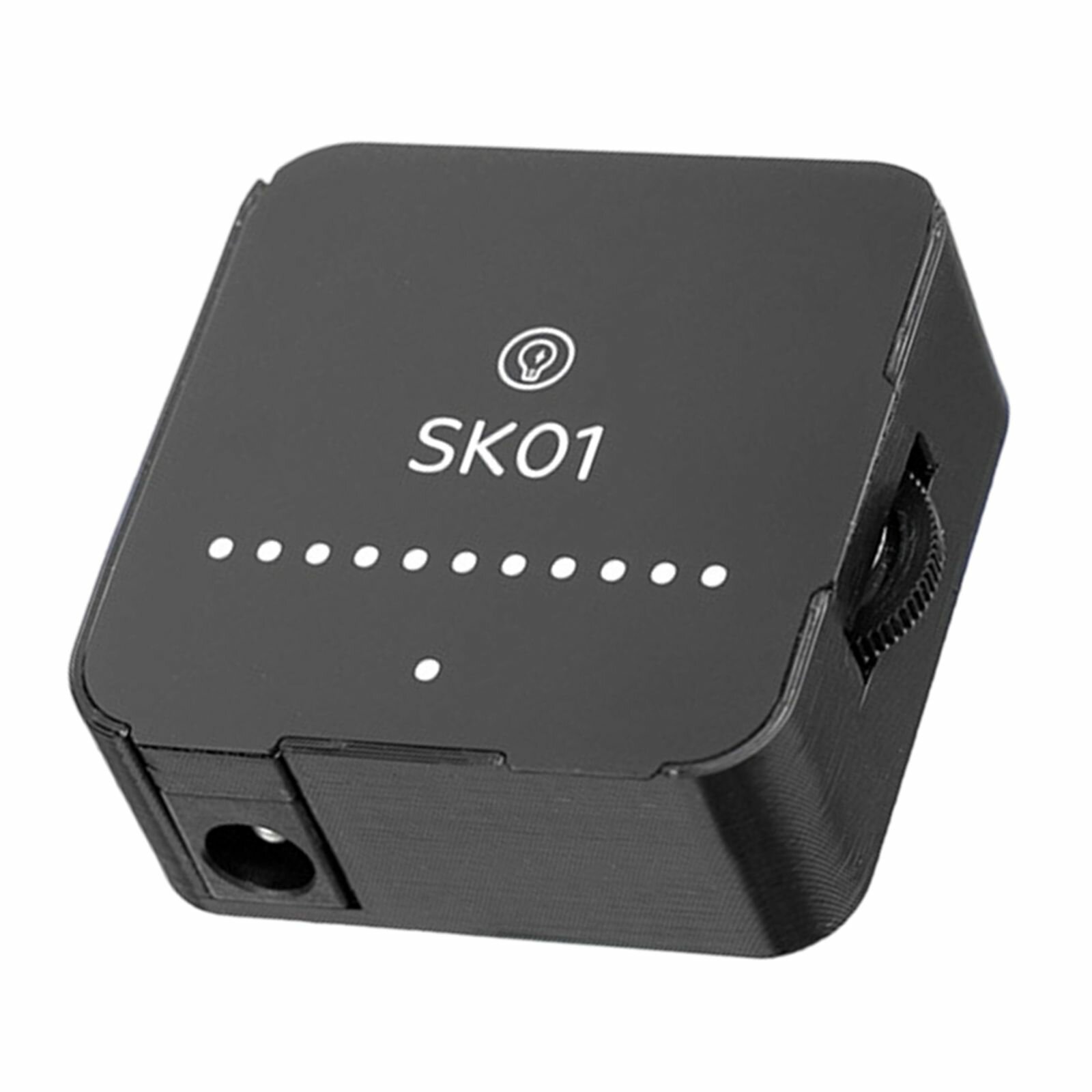 ШИМ-контроллер мощностью 60 Вт для 4-проводных вентиляторов с регулируемой подсветкой