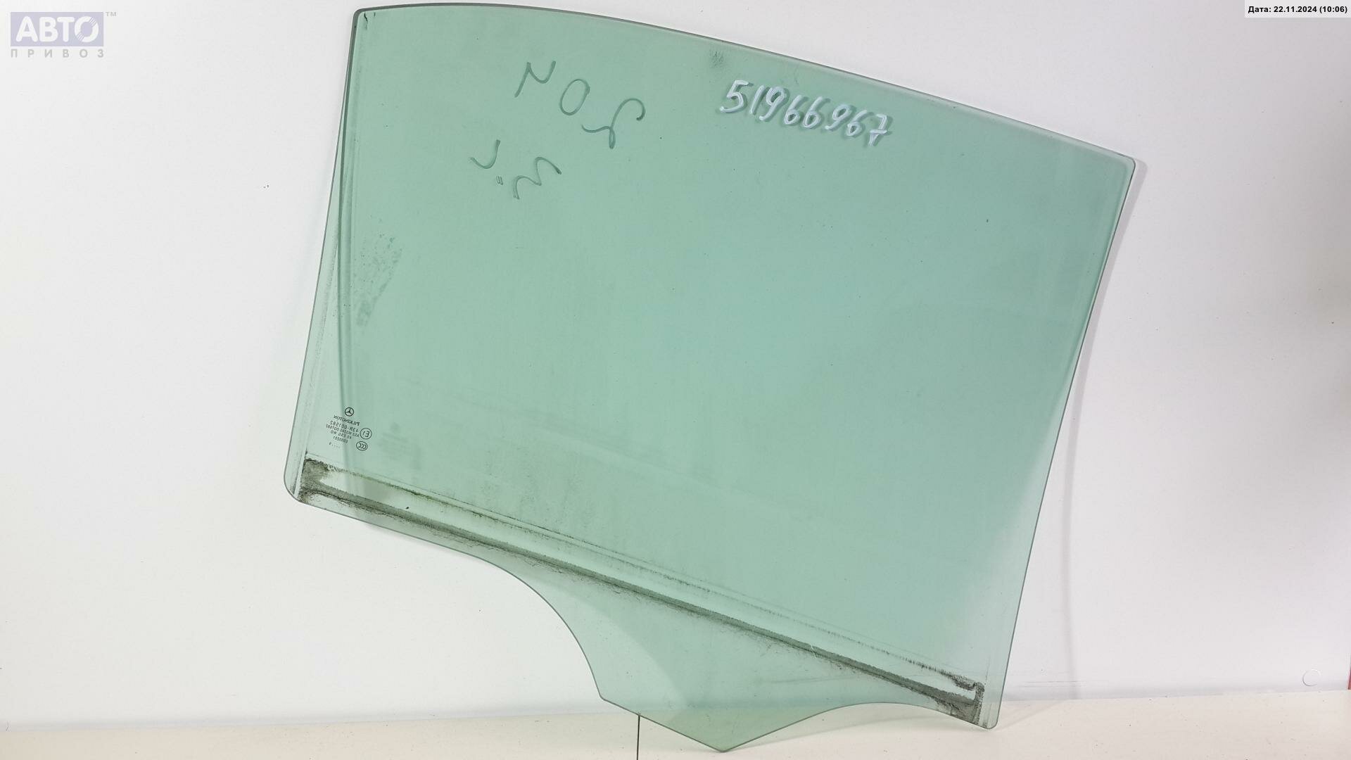 Стекло двери задней левой Mercedes C-Class W204 (2007-2015)