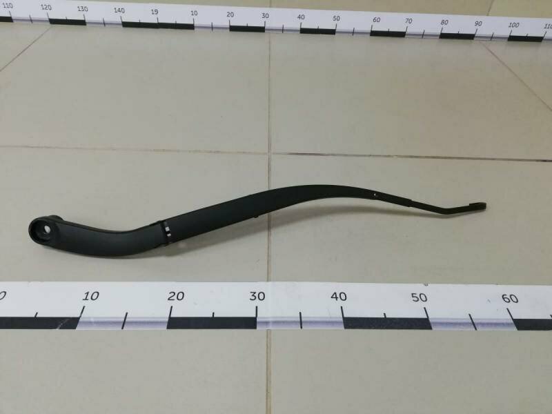 Поводок стеклоочистителя передний правый Kia Sorento XM 2009 кат.номер: 983202P500