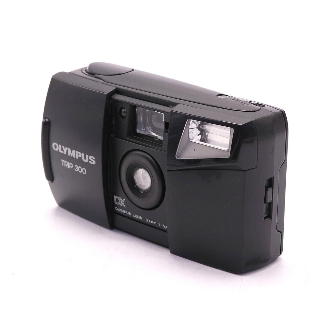 Винтажная компактная фотокамера Olympus Trip 300