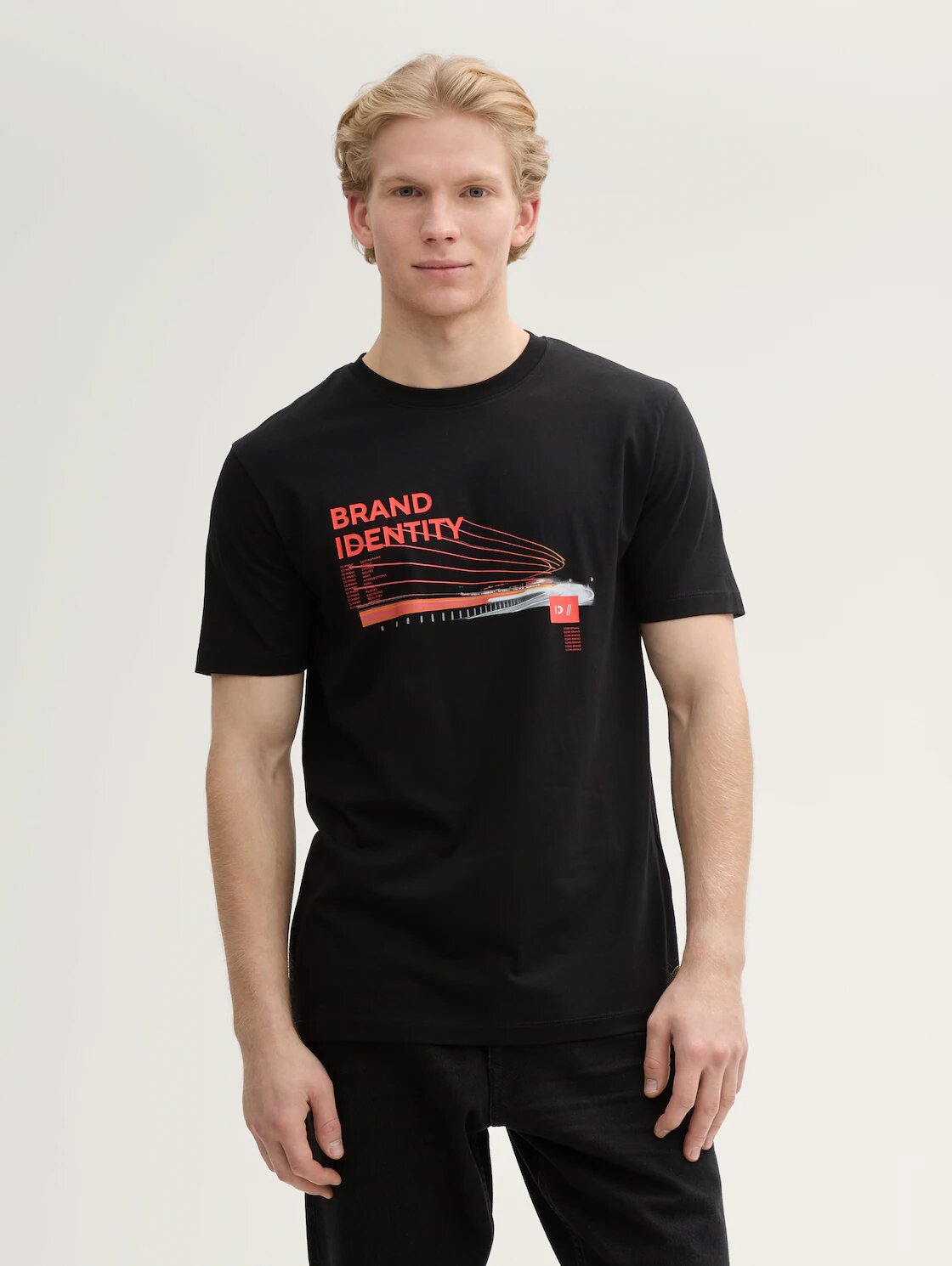 Футболка спортивная