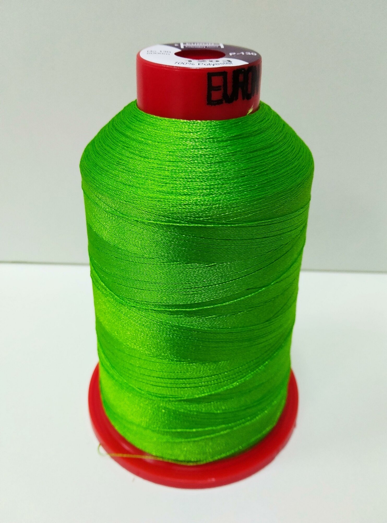 Нитки вышивальные Euron Р-130 №130 5000м, полиэстер, Цвет-1203 зеленый