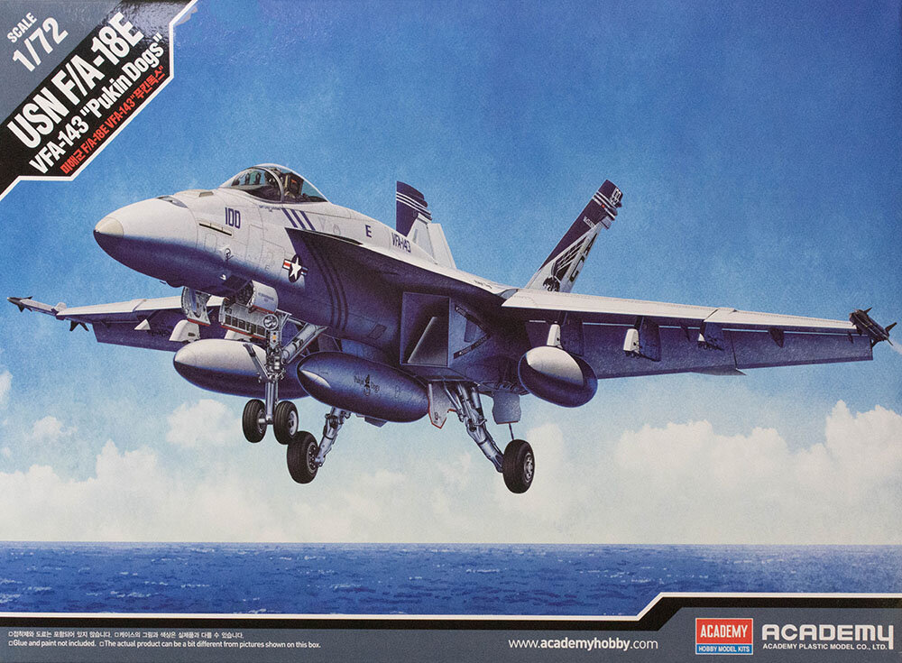 Сборная модель "Самолет USN F/A-18E VFA-143 "Pukin Dogs" (1:72), артикул 12547