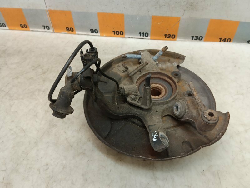 Б/У В сборе со ступицей, ступица Кулак поворотный Mercedes-Benz S-Class 2002 W220 Задн. Прав. 390750 MERCEDES-BENZ арт. A2203...