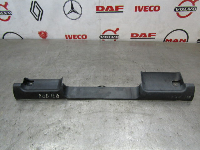 Накладка трапеции стеклоочистителя Renault Premium