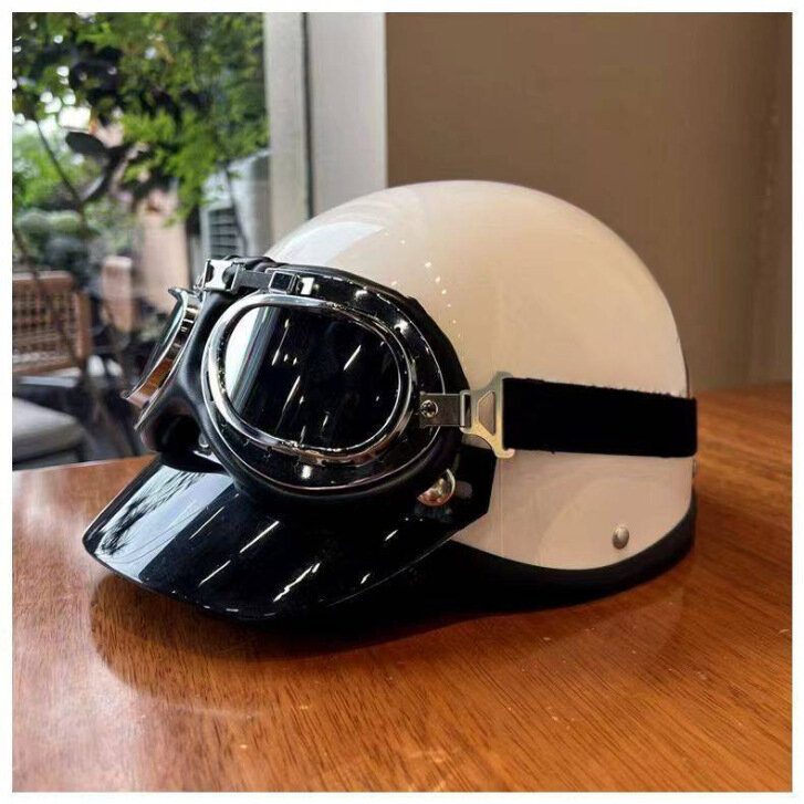 Защитные каски Интернет -знаменитость 3C сертифицированные электромобили Harley Retro Motorcycle Helme Осень и зимние модели для мужчин и женщин, едущих на половине шлемов, свет