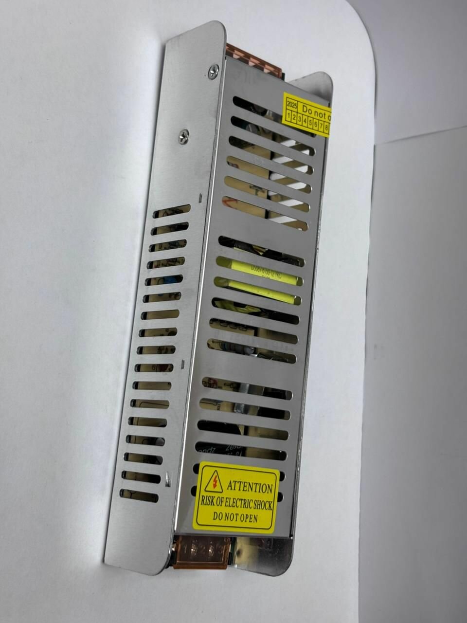 Блок питания 200W 12V Компакт