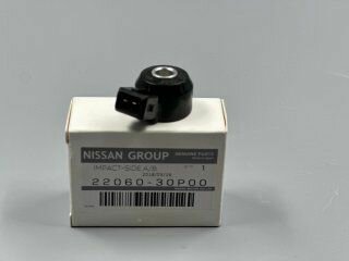 2206030P00 Оригинальный датчик детонации Nissan/Infiniti