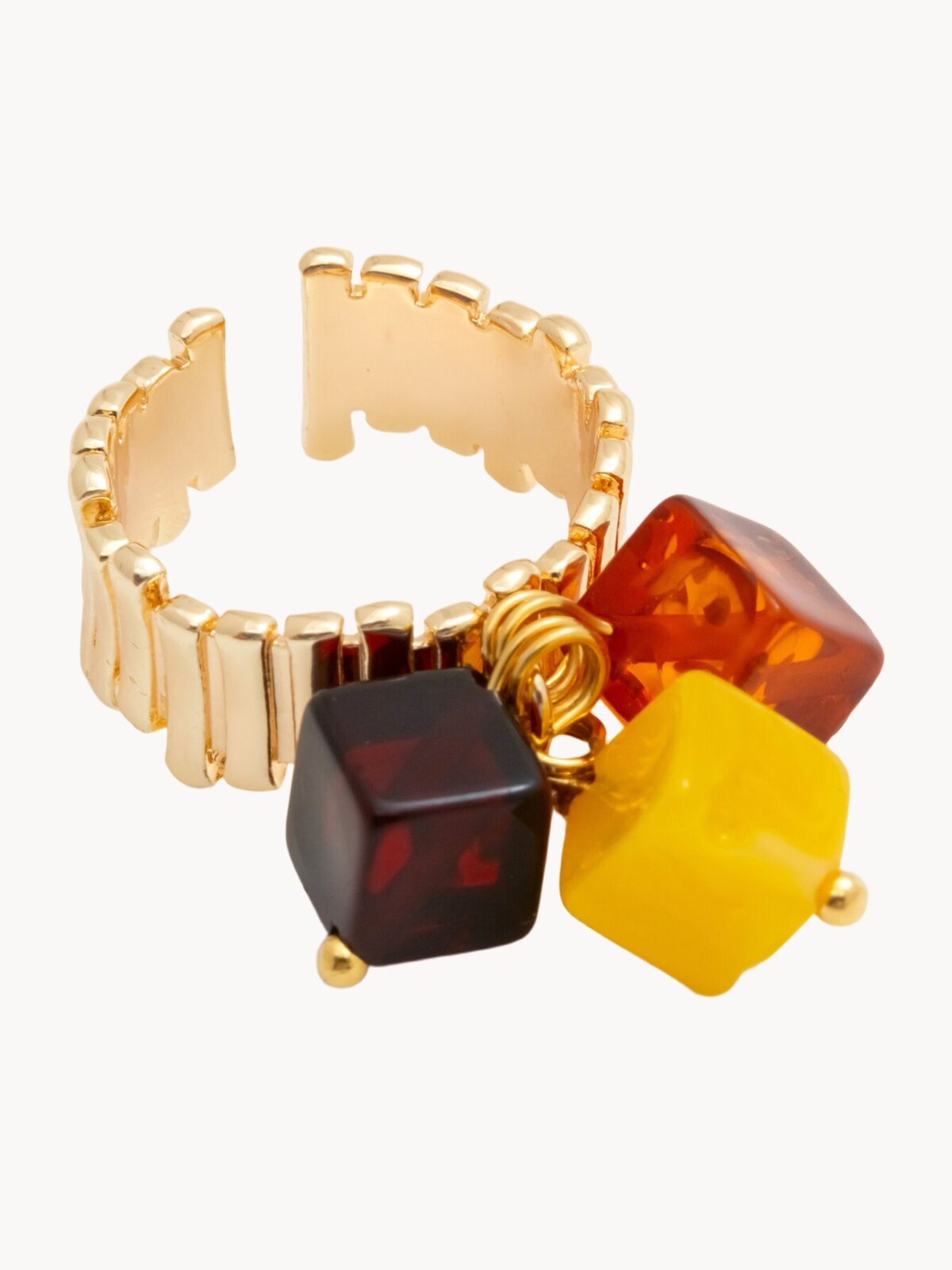 Кольцо, янтарь