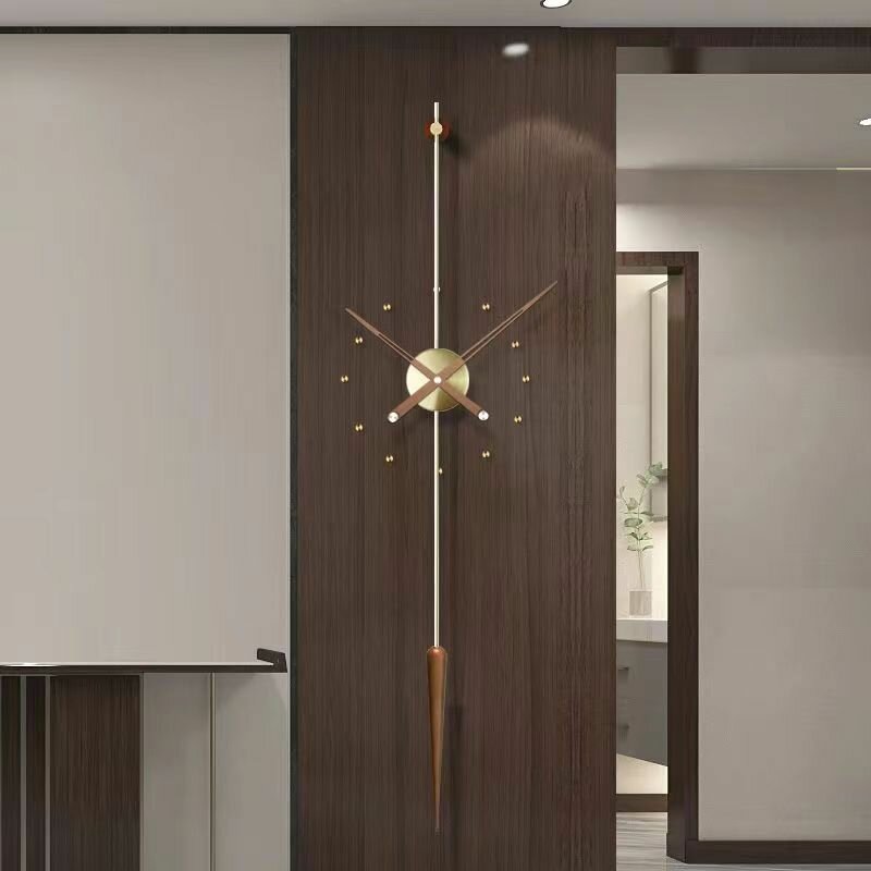 Испанские минималистичные легкие роскошные медные вертикальные настенные часы (украшение гостиной)
