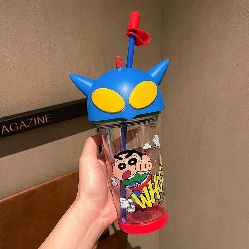 Стакан для воды Crayon Shin-chan для девушек с высоким внешним видом и симпатичный стаканчик с соломенной крышкой для мужчин на лето, пластиковый стаканчик из тритана 2024 года, новый стиль