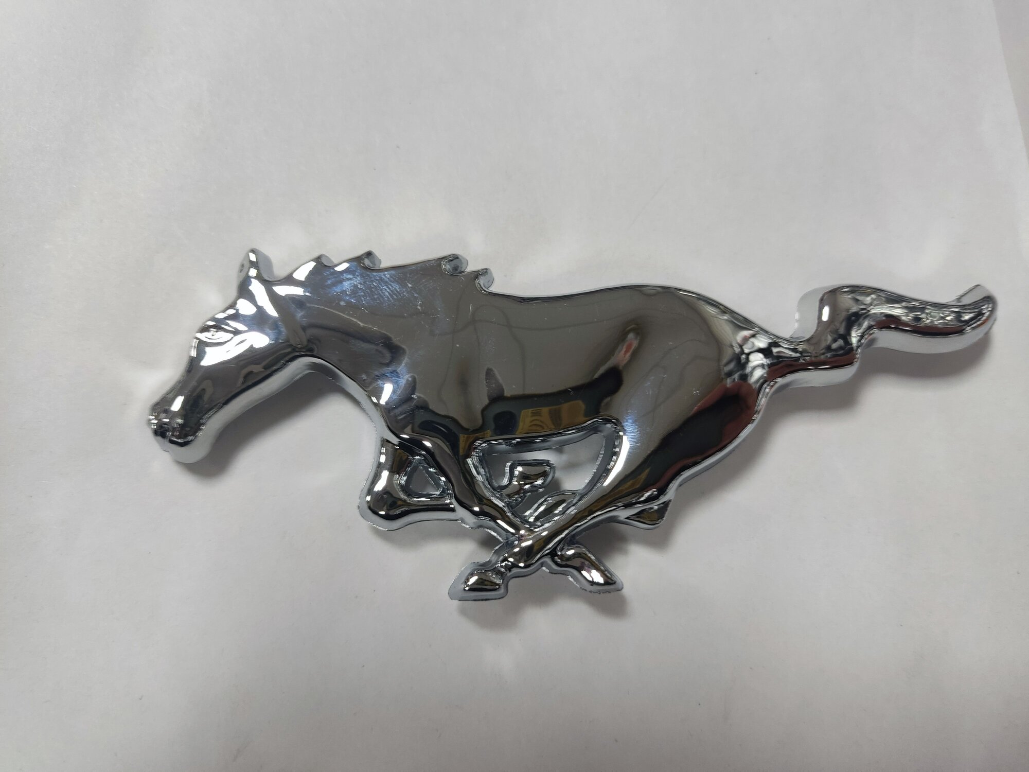 Эмблема "Mustang", углепластик/пластик, для Ford Mustang, хромированная, серебристая