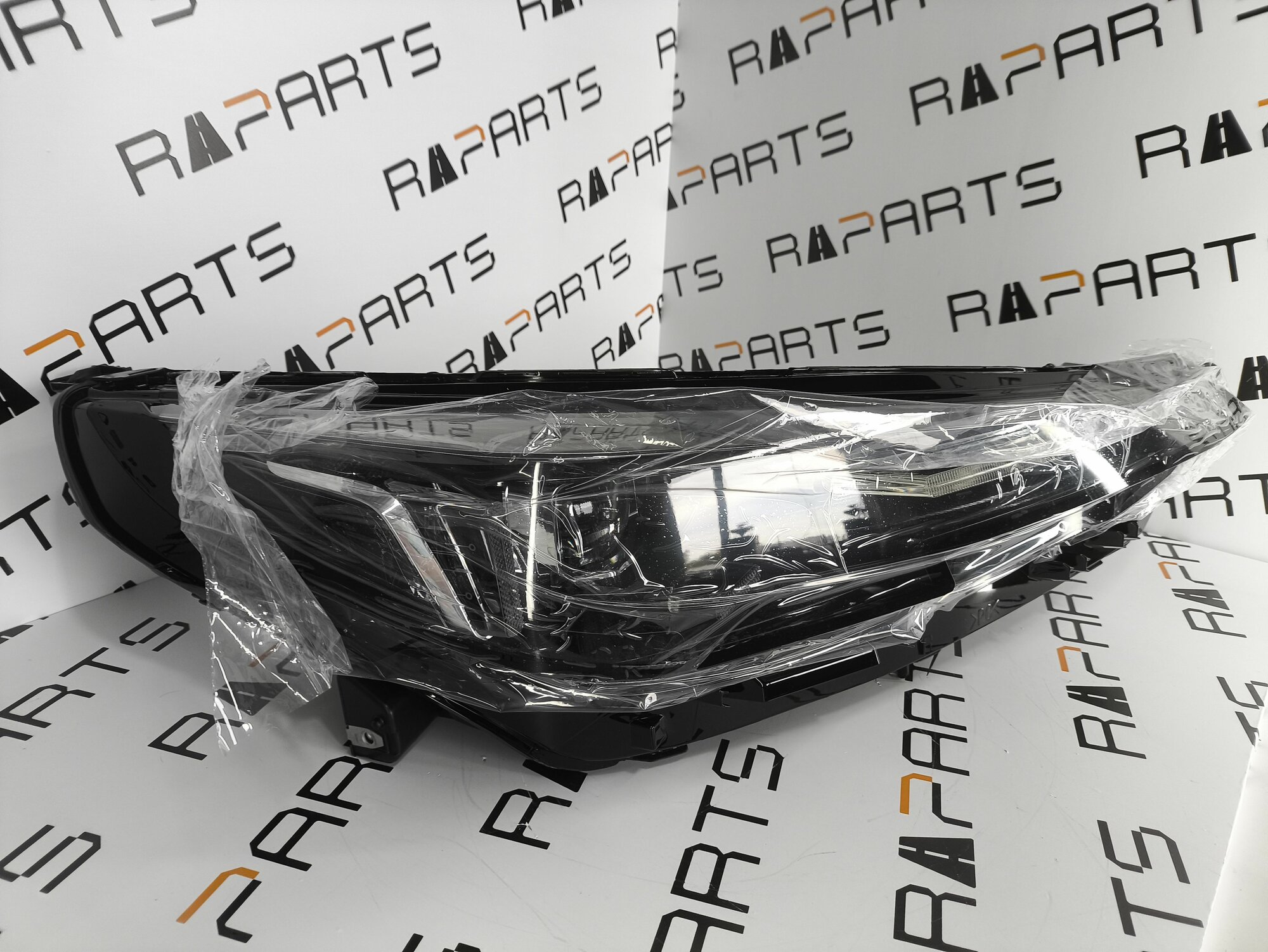 Фара правая Changan CS55 Plus 2021-н. в. LED