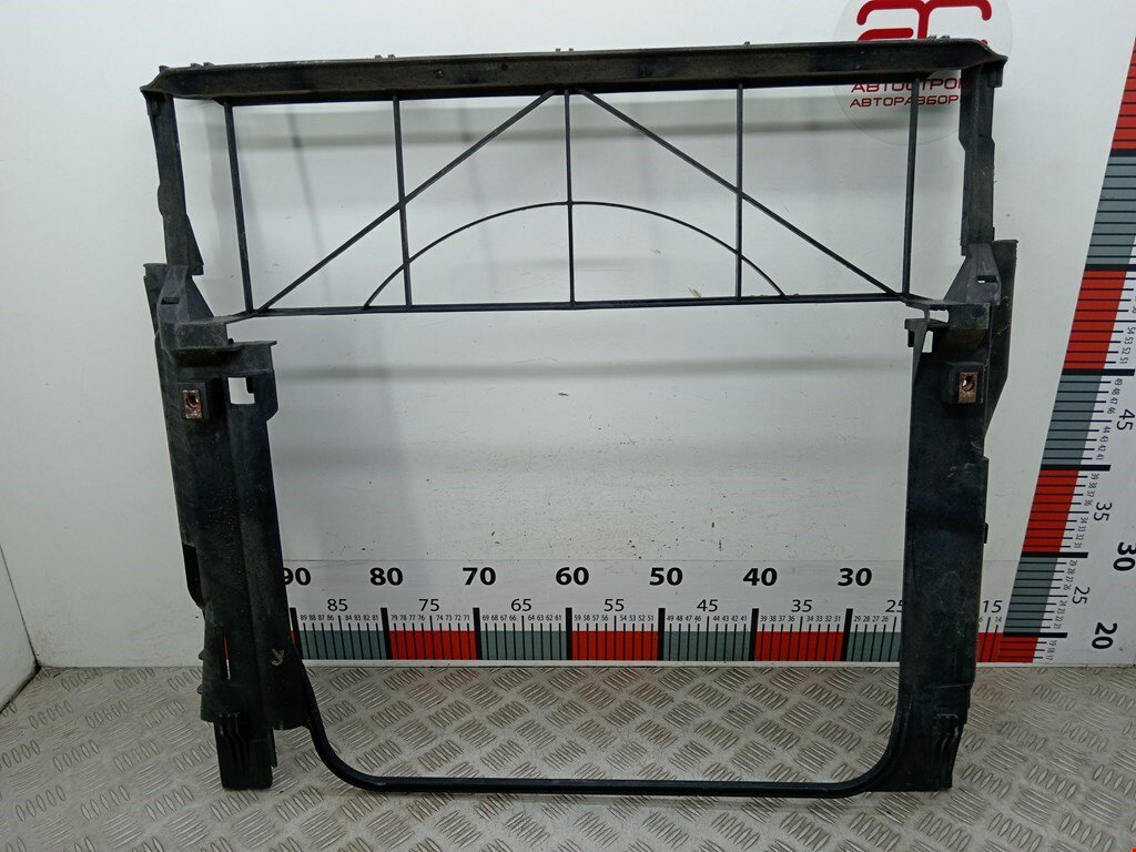 Диффузор вентилятора BMW X5 (E53) 17101439105 арт. 2248724