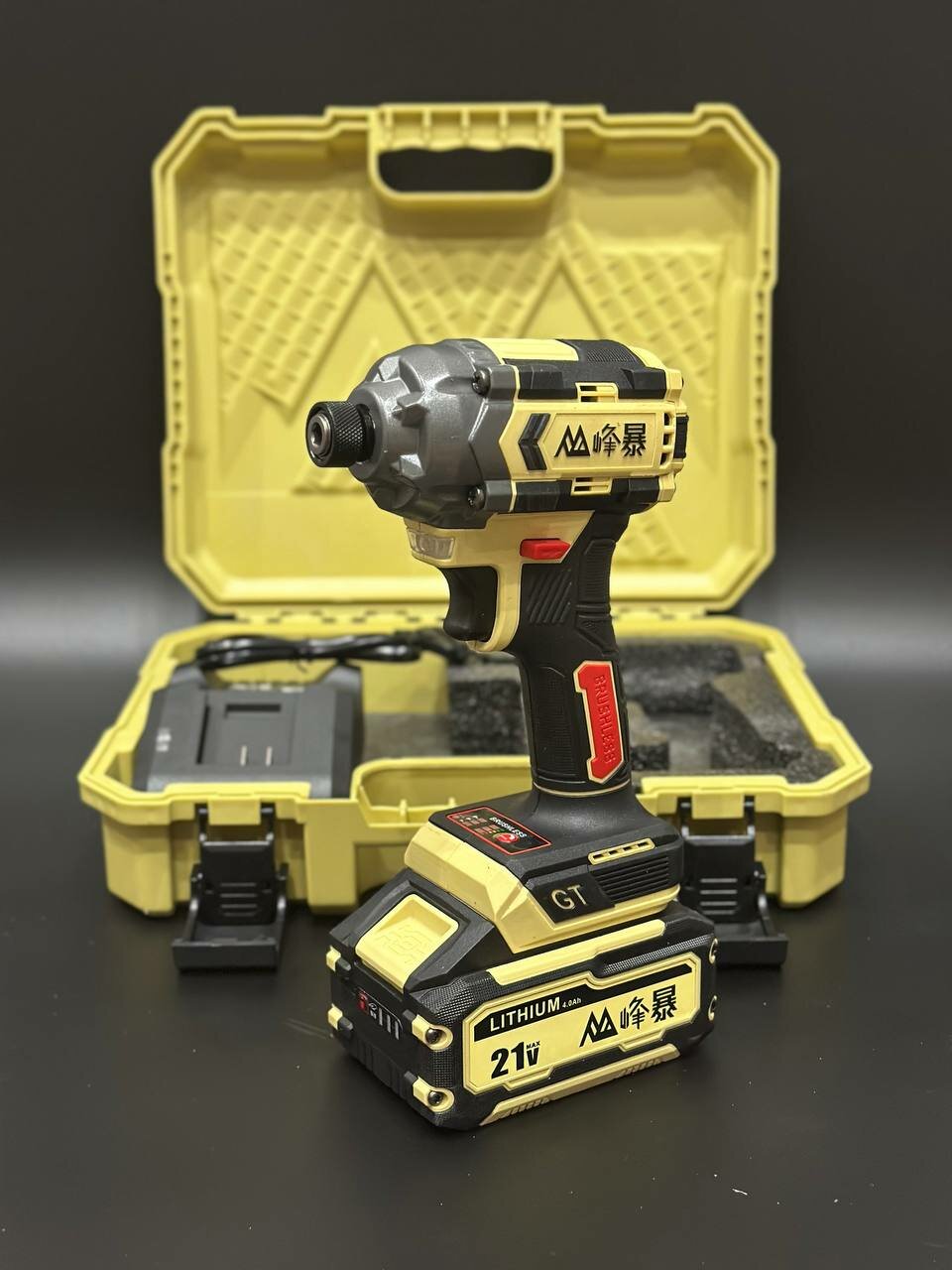 Винтоверт Импакт Feng Bao 280, 2 аккумулятора, зарядка, кейс