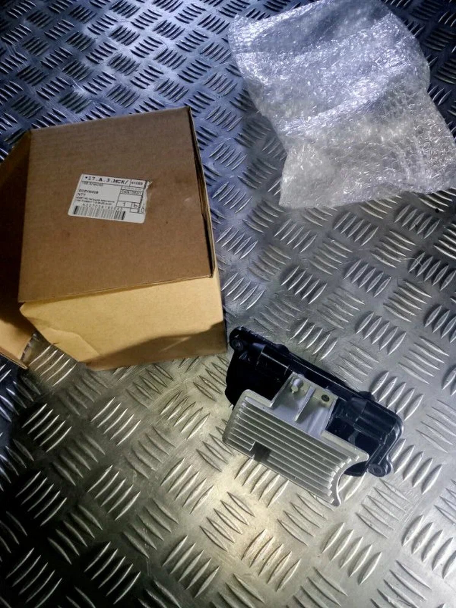 Катушка зажигания, для Volkswagen Passat B5, Audi A4/A6, 1.8, черная