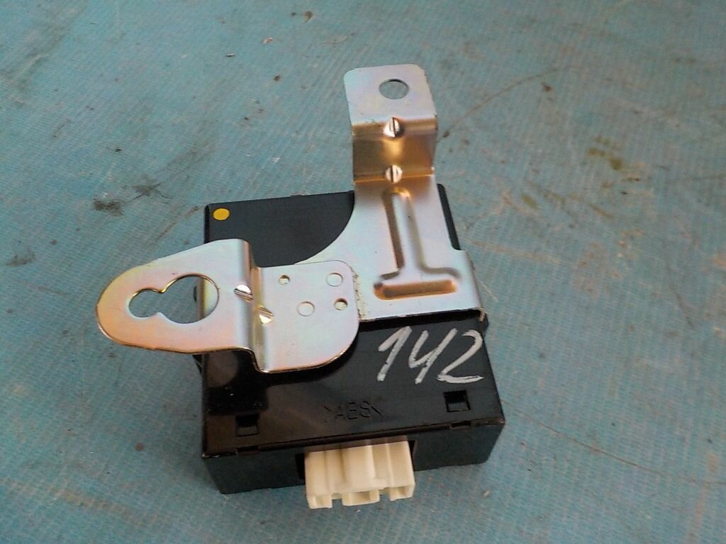 Блок управления MAZDA CX-7 2007-2012 L33M189R1 - Б/У