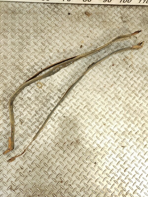 Крепление бензобака KIA Spectra 2001-2011 0K2A142720A