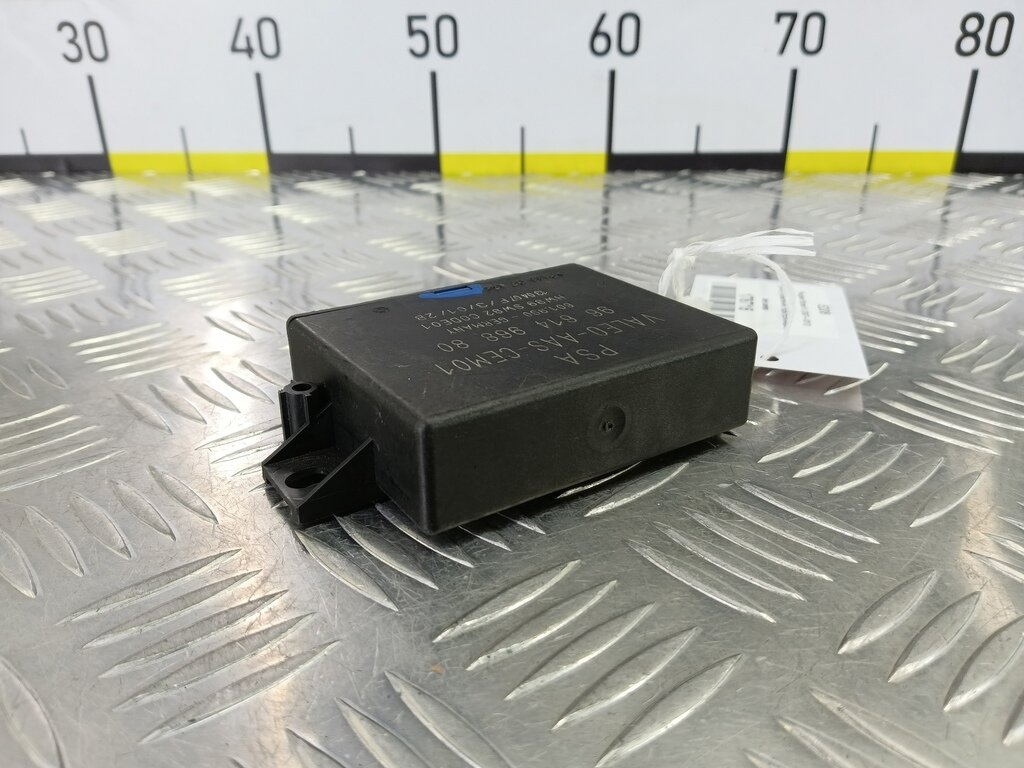 Блок управления парктрониками Б/У для Peugeot Expert II (2007—2012) 6590P5