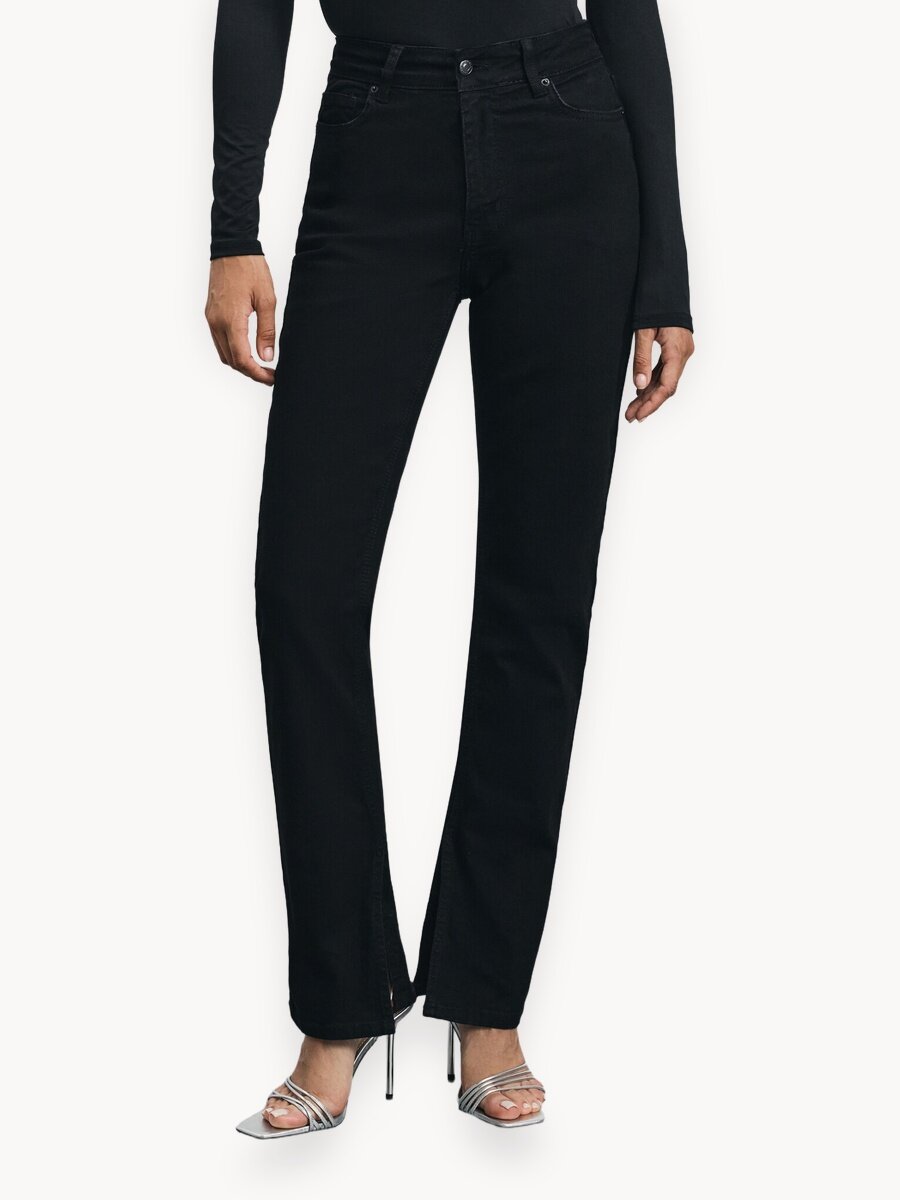 Джинсы зауженные slim 