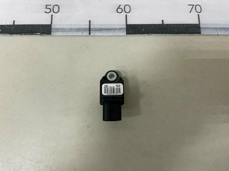 Датчик AIR BAG Toyota Corolla E180 2013 кат.номер: 8983102150