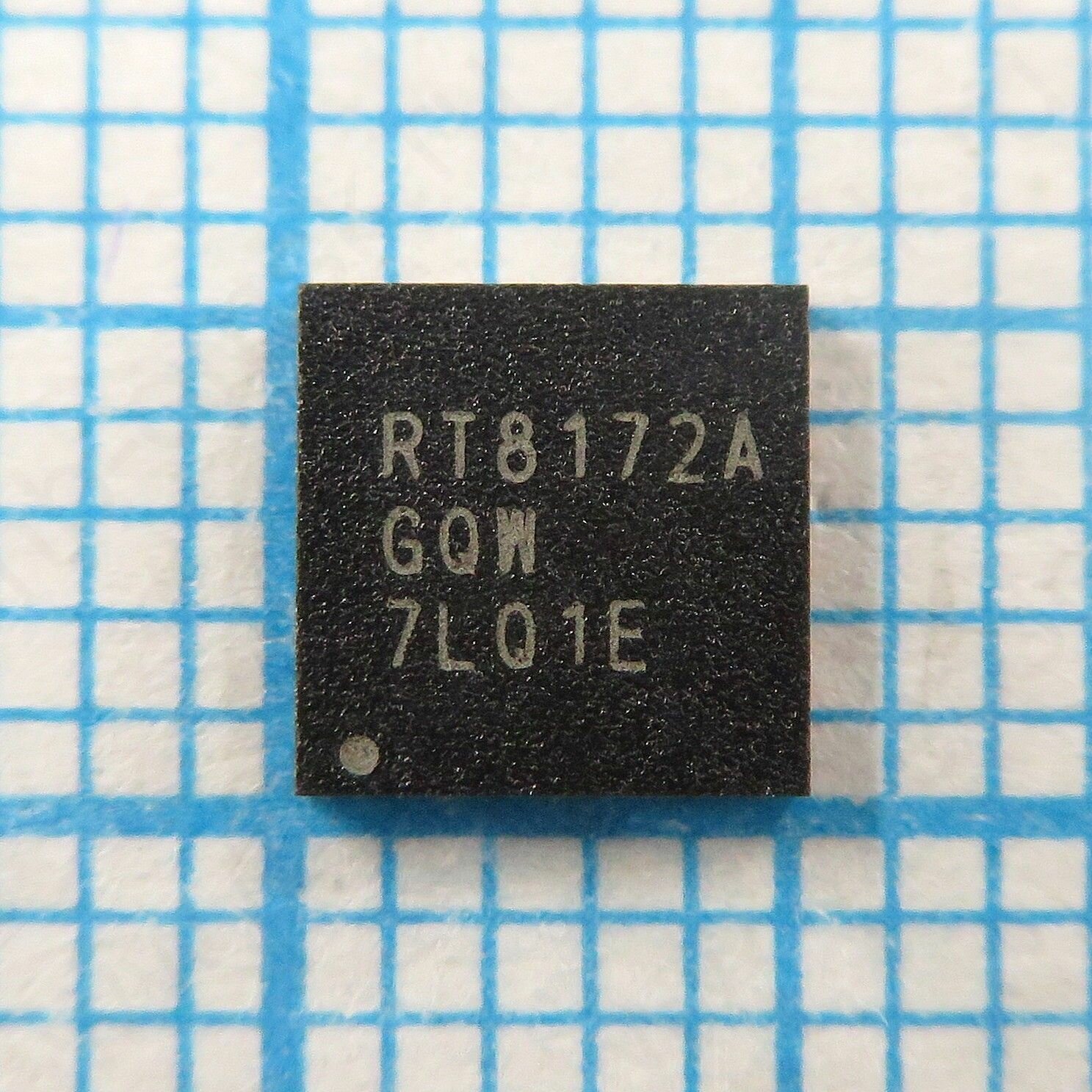 RT8172AGQW RT8172A - Двойной однофазный ШИМ-контроллер для центрального и графического процессоров источник питания