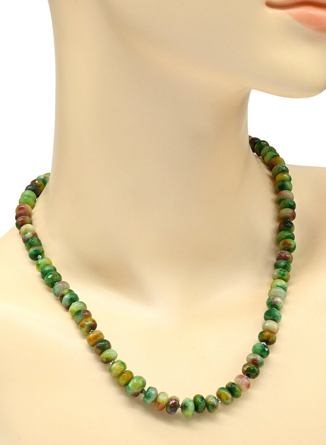 Бусы, кальцит