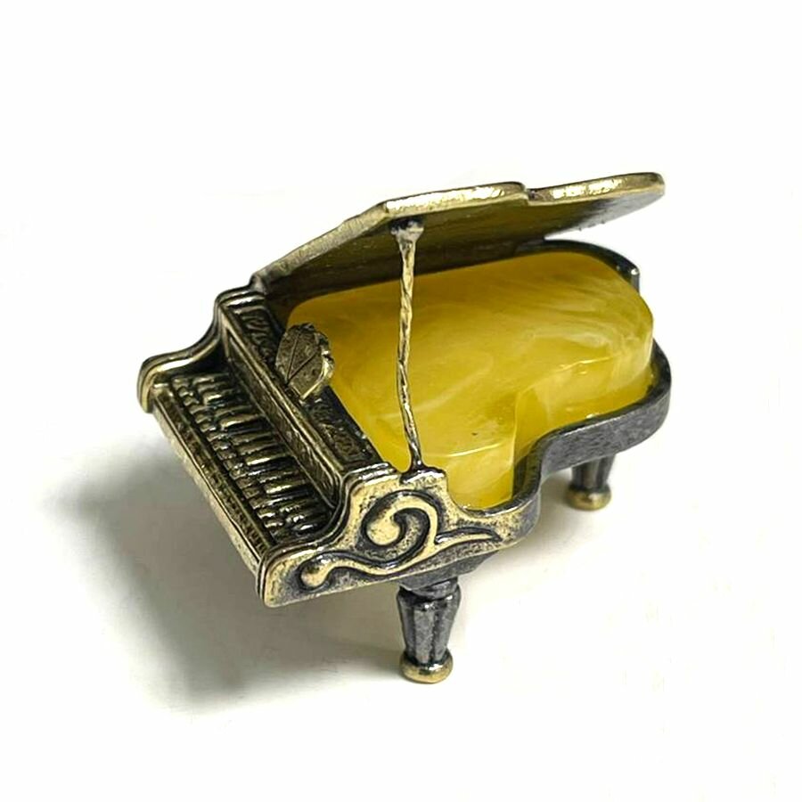 Статуэтка Рояль 1410-Б, белый