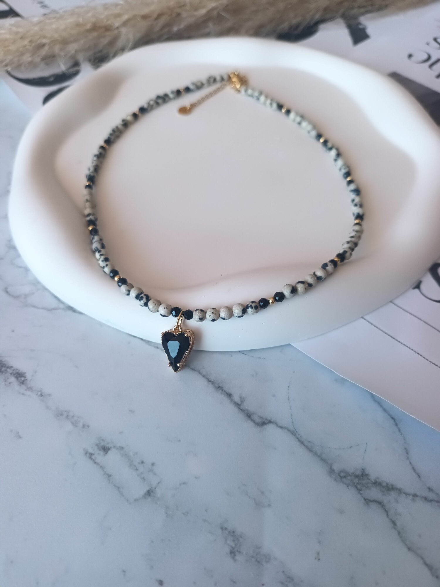 Чокер, шпинель синтетическая