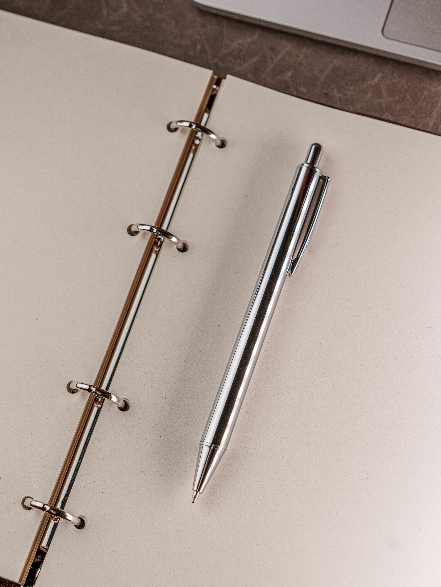 Красивая шариковая ручка с клипом, металлическая автоматическая подарочная ручка черная