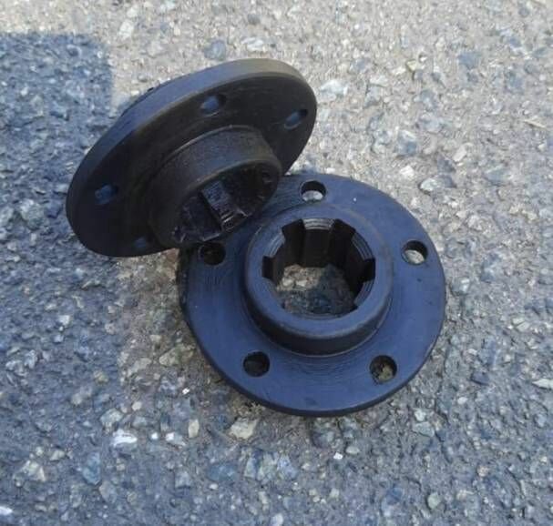 КМЗ Ступица 012ч.21.013 к фередо от минитрактора КМЗ-012ч с дизельным двс В2ч