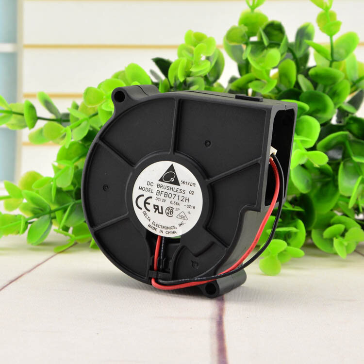 Бесплатная доставка Оригинал For Delta BFB0712H 7530 DC 12V 0.36A projector blower centrifugal Вентилятор Вентилятор охлаждения