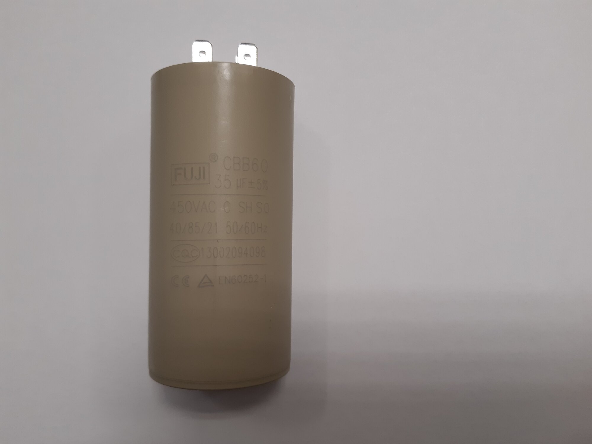 Пусковой конденсатор CBB60 35uF 450V / FUJI