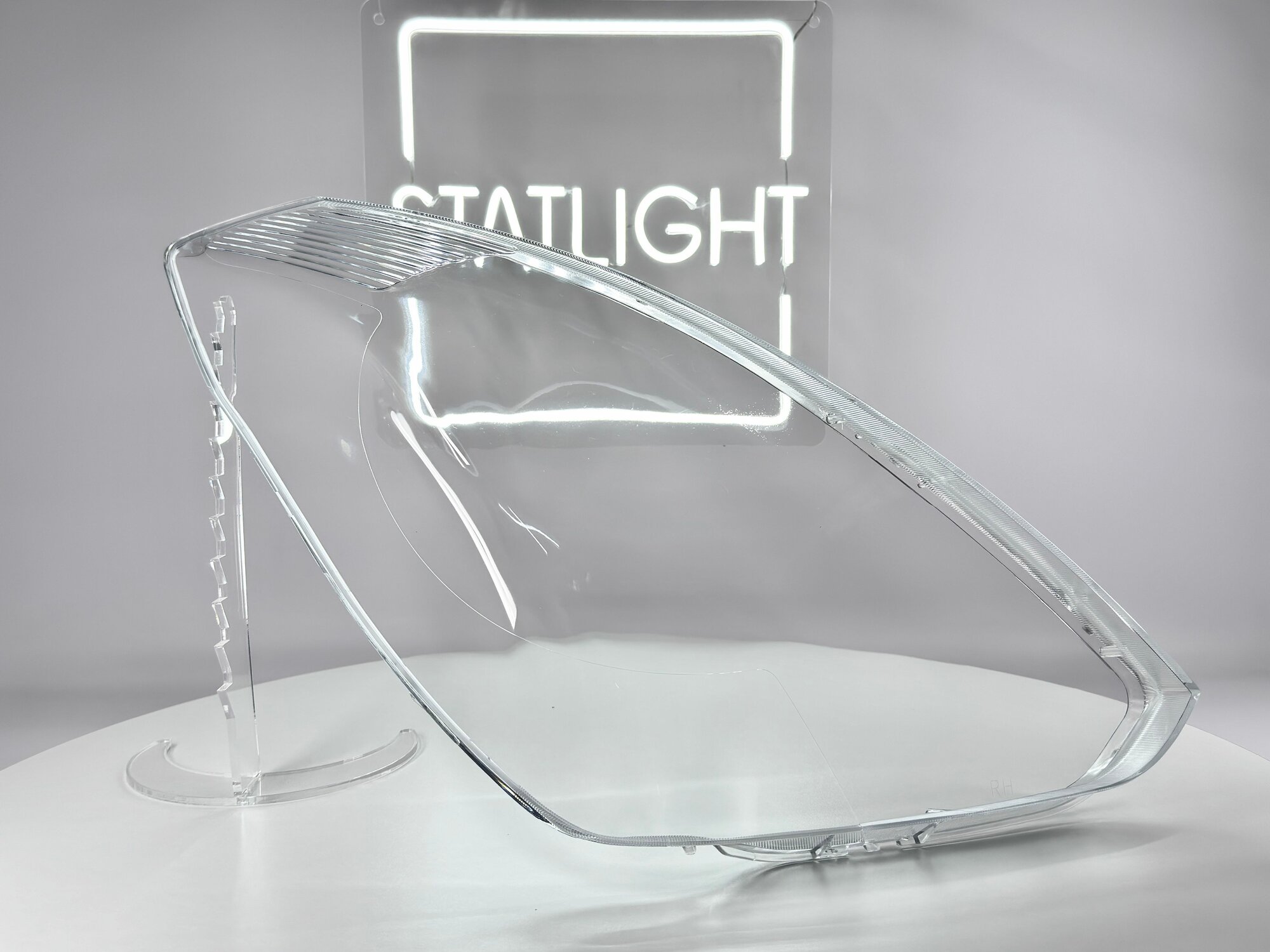 Правое стекло Hyundai H1 Grand Starex 2007-2019