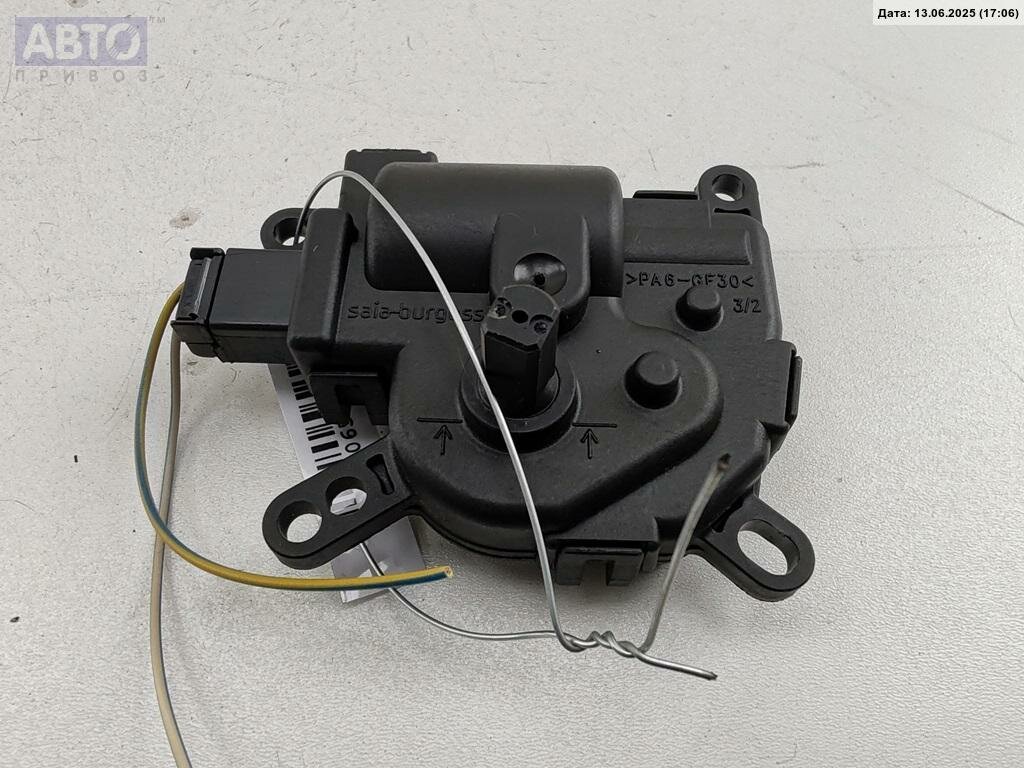 Моторчик заслонки отопителя Ford Focus 2 (2004-2010)