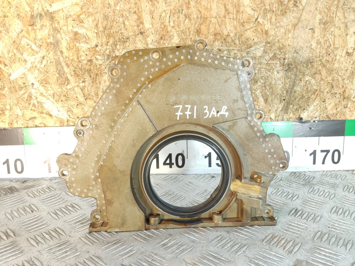 Крышка коленвала LAND ROVER Range Rover 2013-2021 LR029001